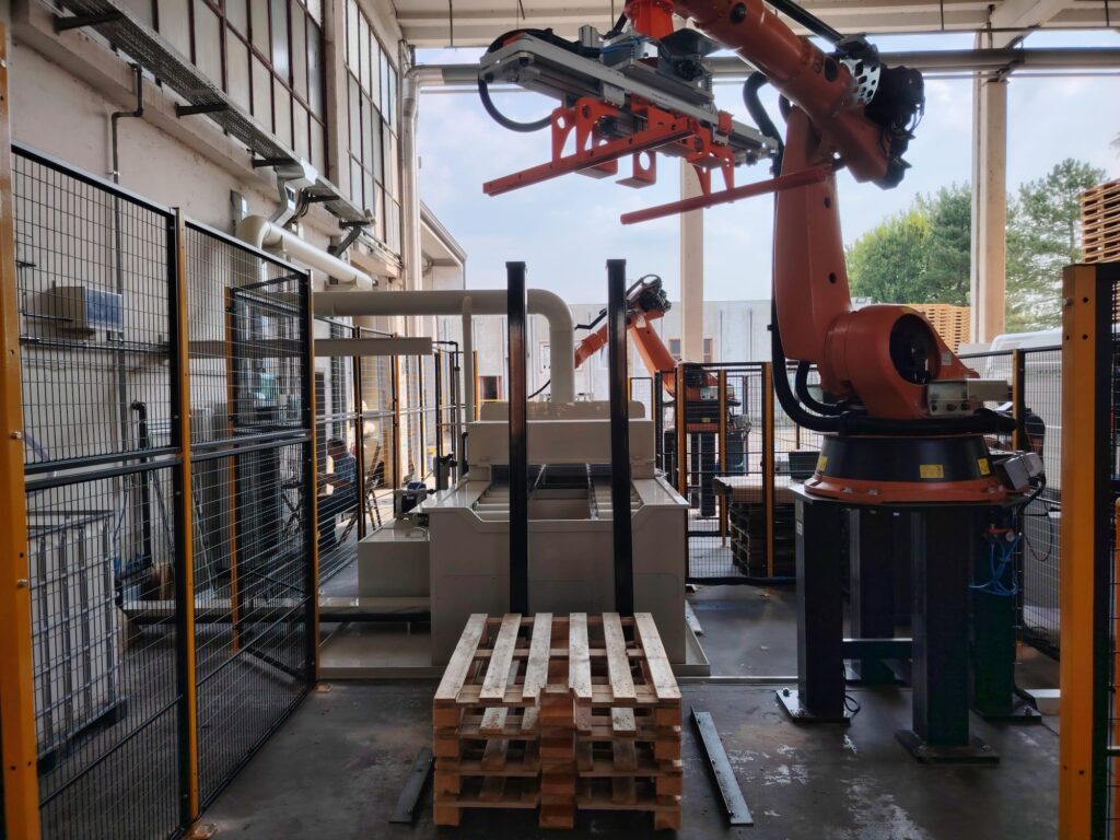 Automatic Pallet Chemical Shower Station | GWM
